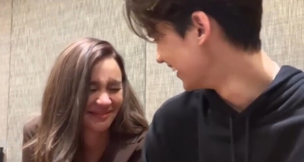 “ทิกเกอร์” ทำเซอร์ไพรส์ “นิโคล”น้ำตาแตก!! | WOOPMAG.COM