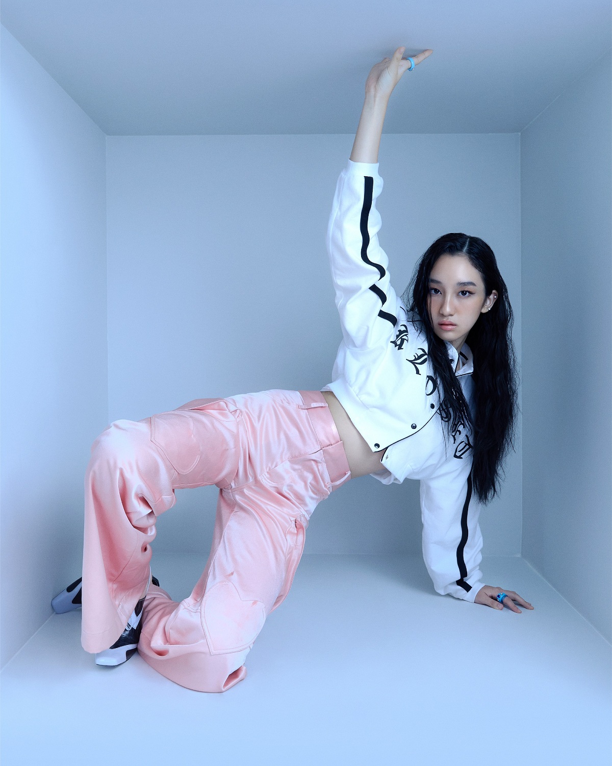 “ALALA” ปล่อยพลังเศร้า เอาให้ร้องไห้ตามกับ ซิงเกิลใหม่ “เจ็บนะ(Hurt Me ...